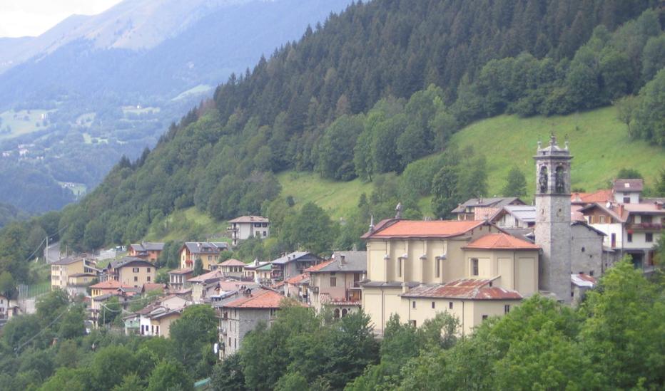 Torre medievale di Azzone Edificio storico